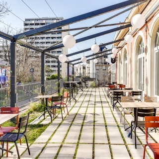 Track 15 - A former station as a seminar centre